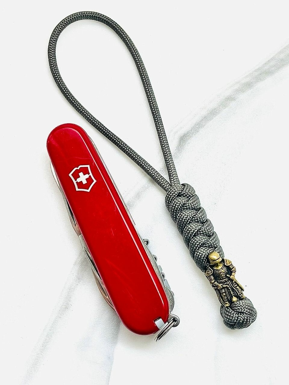 Темляк брелок для ножа "Рыцарь"