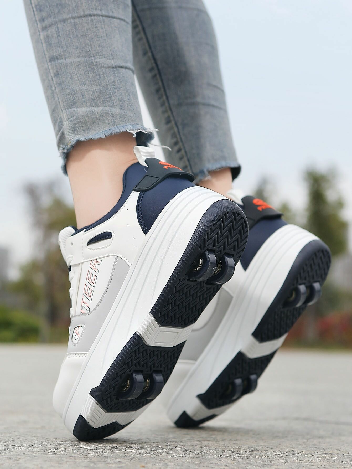 Ролики на обувь