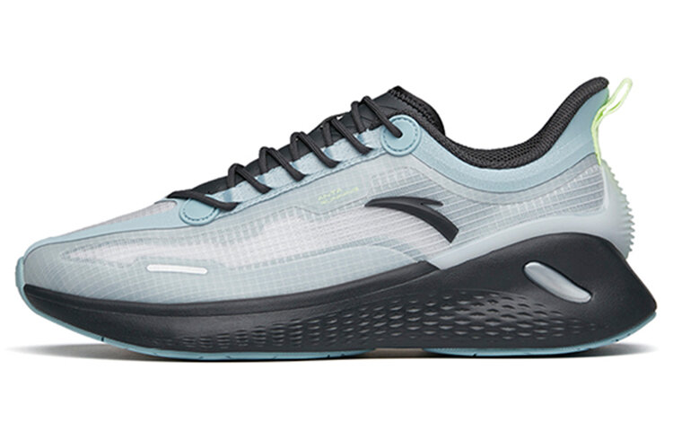 Кроссовки
