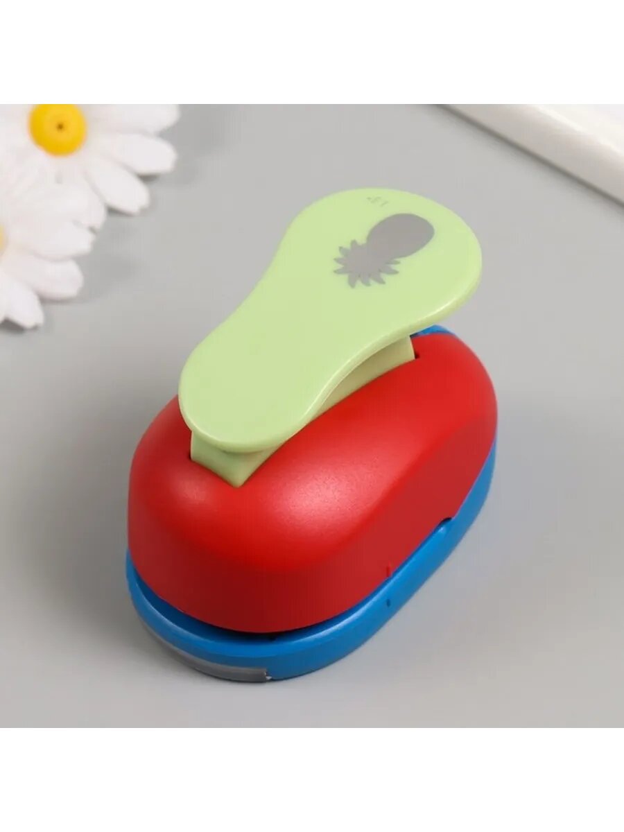 Фигурный дырокол "Ананас" для творчества