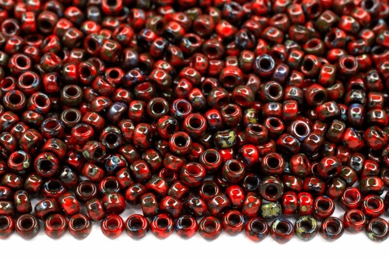 Бисер японский MIYUKI круглый 11/0 #4513 гранатовый красный, непрозрачный пикассо, 10 грамм