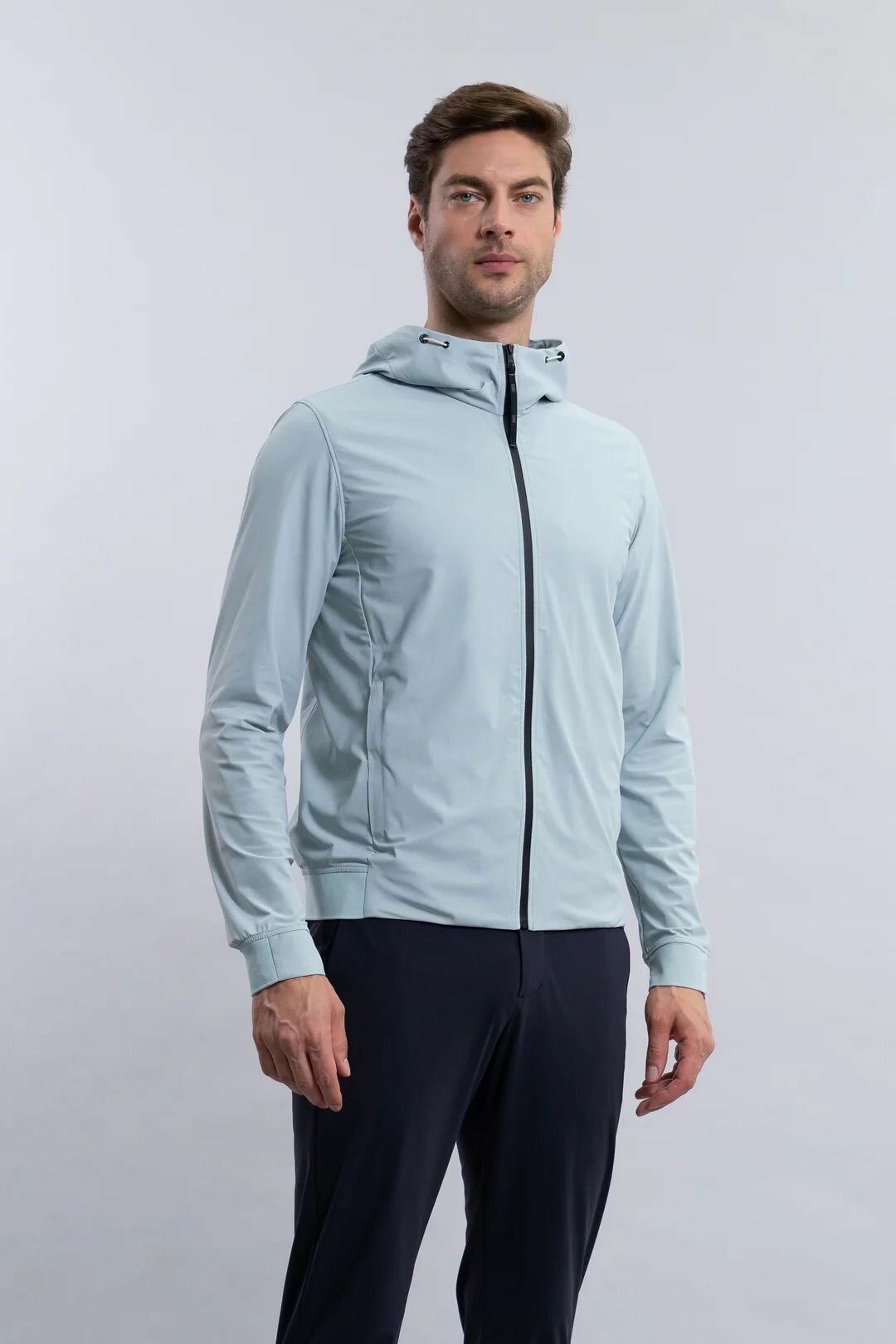 Толстовка спортивная