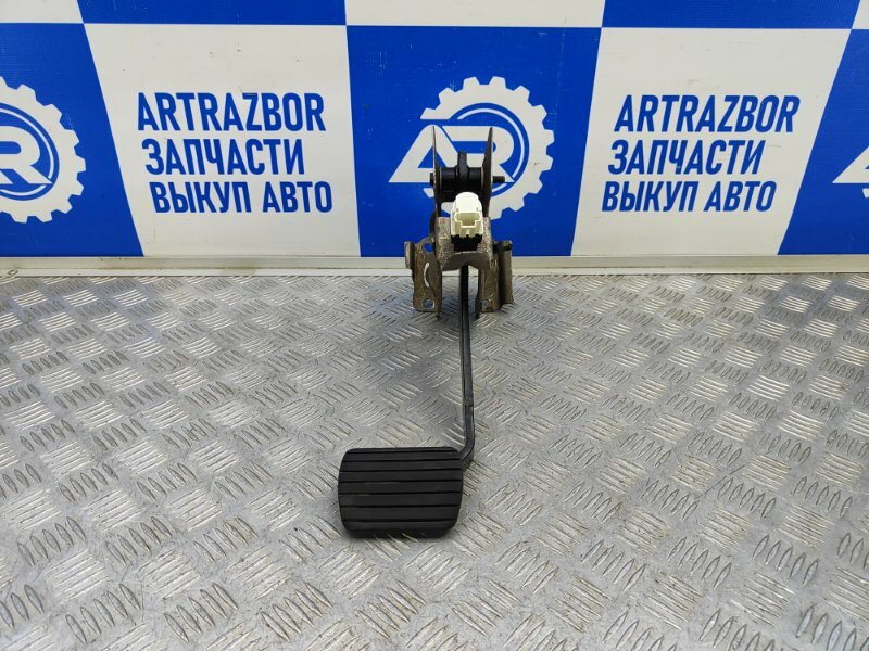Б/У Педаль тормоза Renault Kaptur / Рено Каптюр 2.0 F4RE410 143 Л.С 2018