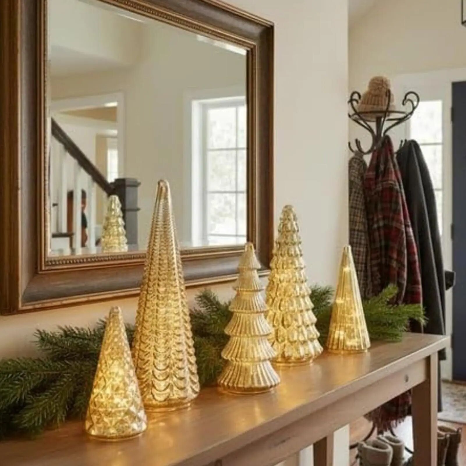 Светодиодные рождественские елочки 5 шт.