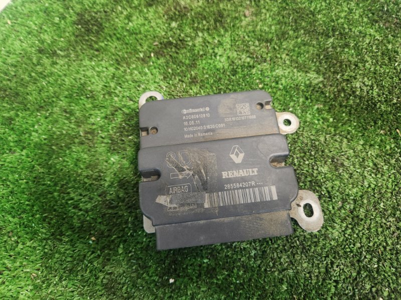Блок управления SRS Renault Logan 2016 седан 285584207r