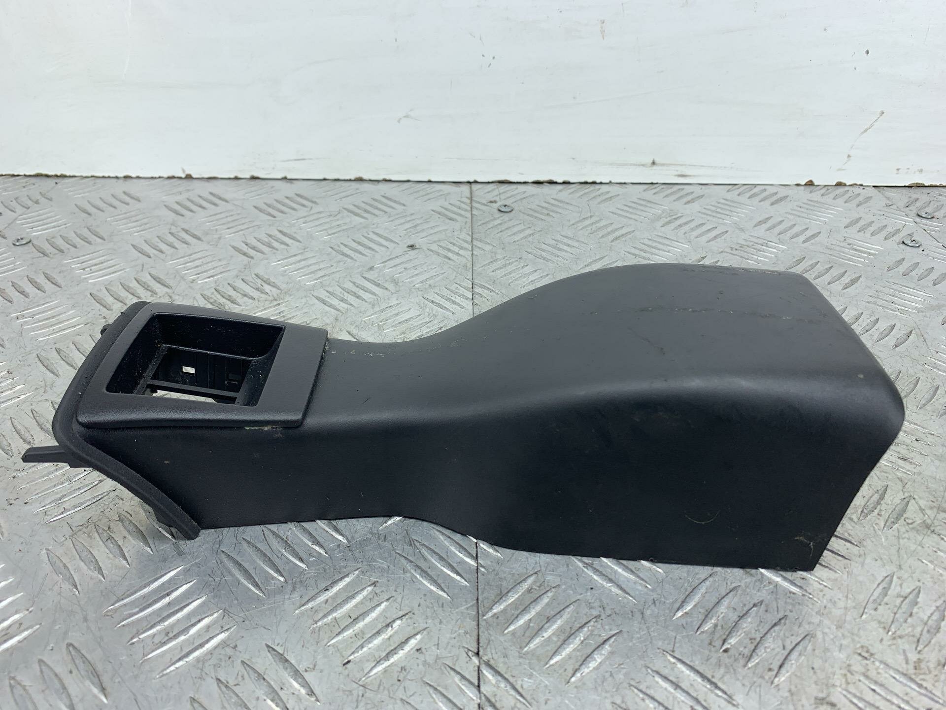 Крышка подлокотника Dacia Logan MCV 2 (2013 - 2016) 969594361R