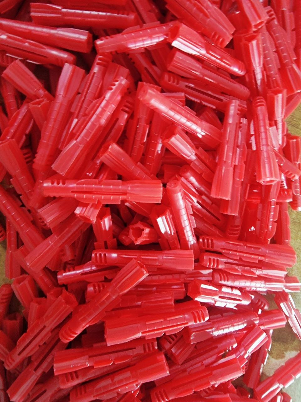 Дюбель красный пустотелый М 8*51 (432шт-1уп) Wurth, Германия