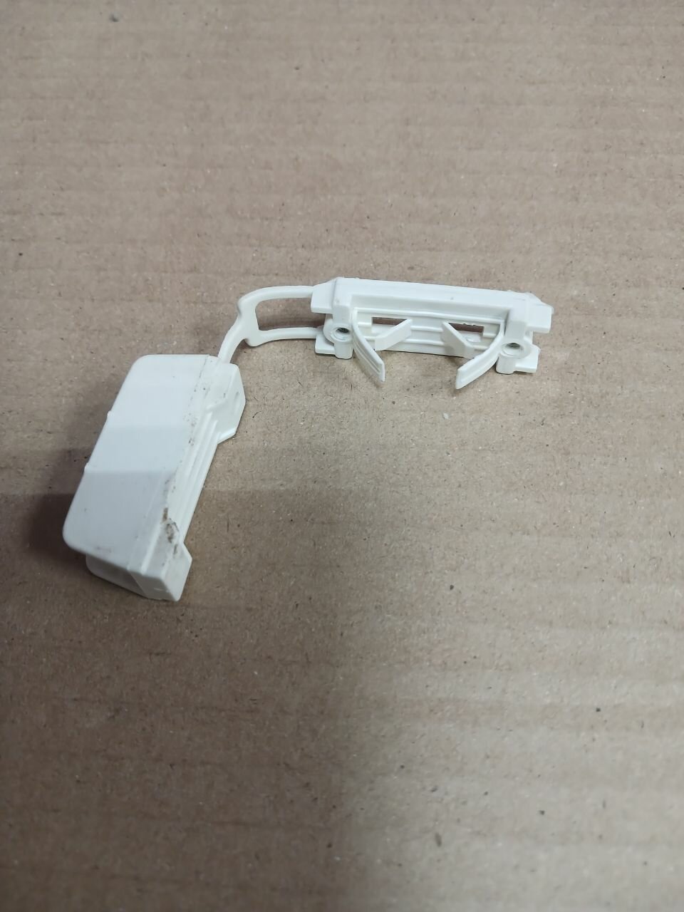 Держатель проводов духовки