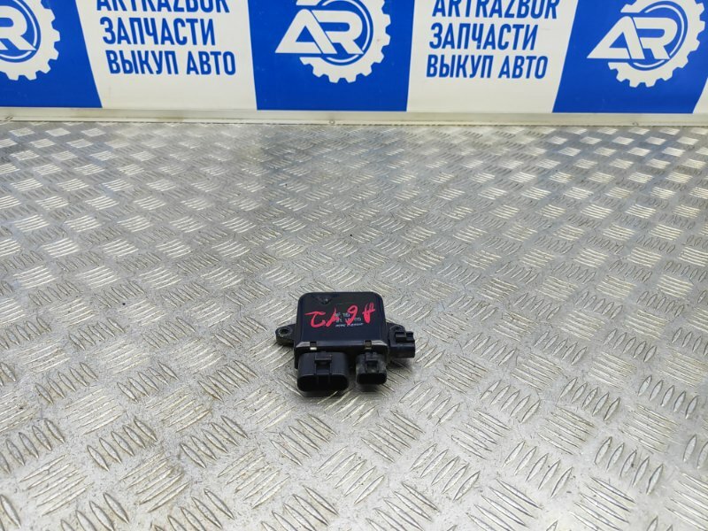Б/У Блок управления вентилятором Mitsubishi Lancer 9 CS / Мицубиши Лансер 9 CS 1.3 4G13 82 Л.С. седан 2004