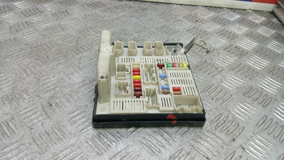 Блок предохранителей Renault Scenic 2 2005 8200481866F