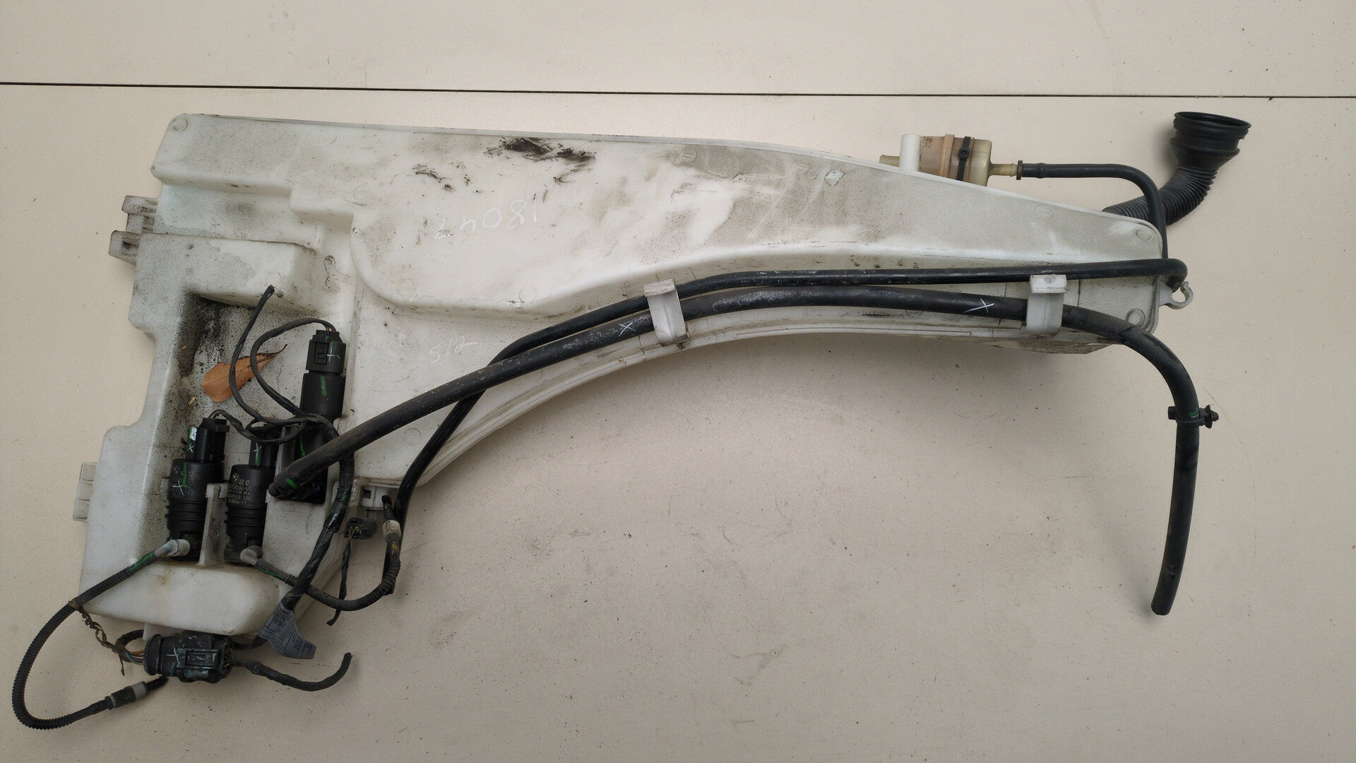 Бачок омывателя BMW X5 E70 Б/У