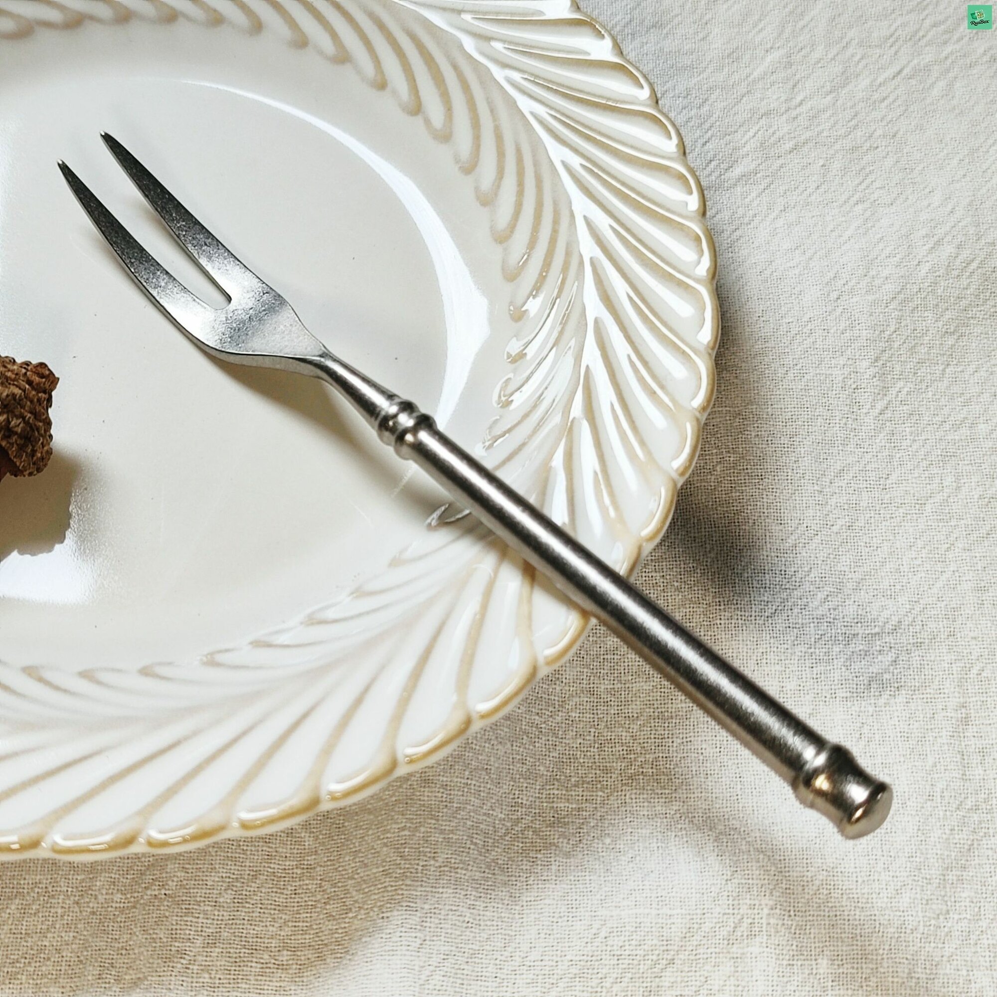 Фруктовая вилка; Вилка для фруктов; Столовые приборы кухонные;1предм