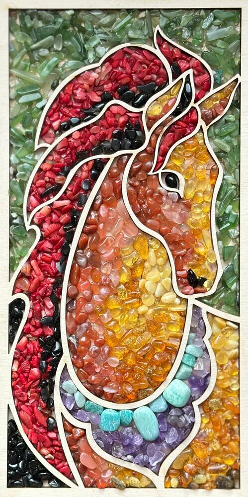 Набор для творчества, мозаика "Огнегривый" панно 20х10 см; янтарь, аметист, амазонит, нефрит , сердолик, обсидиан, коралл.