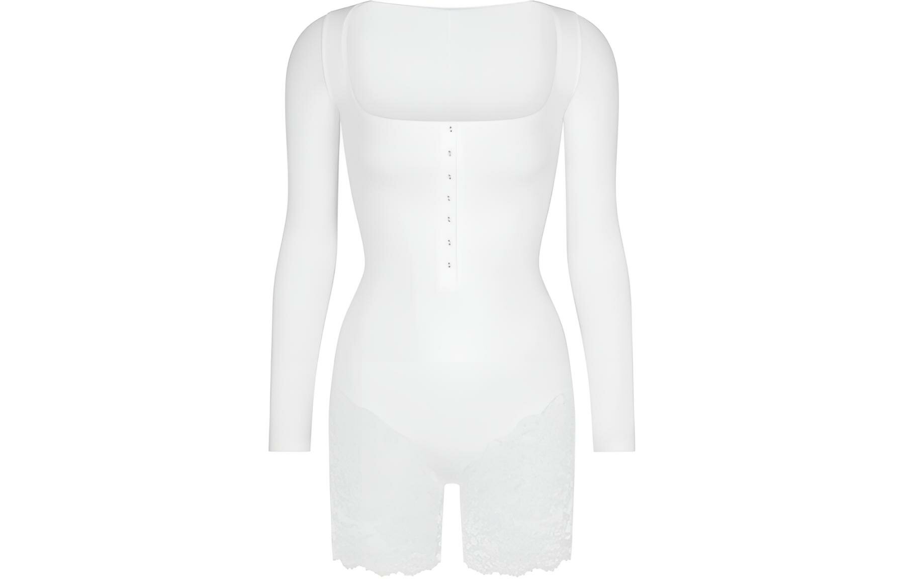 Боди бельевое FITS EVERYBODY LACE LONG SLEEVE ONESIE