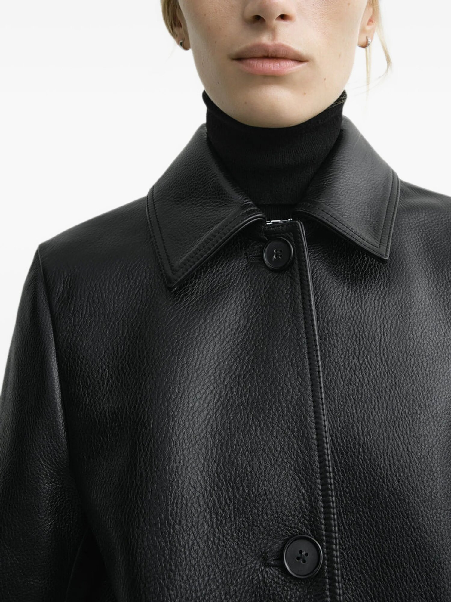Куртка TOTEME Grained leather jacket black, размер 36 — фото 1