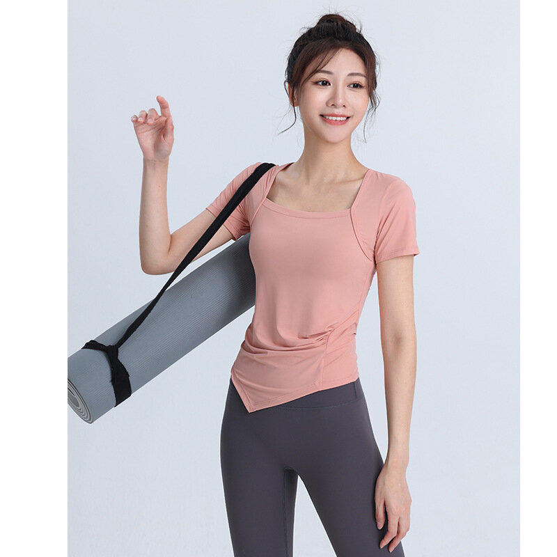 Топ спортивный