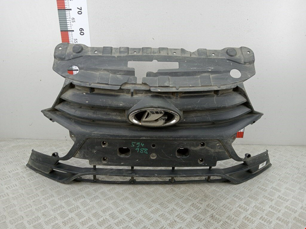 Решетка радиатора Lada Granta 1 8450100959 арт. 2204036