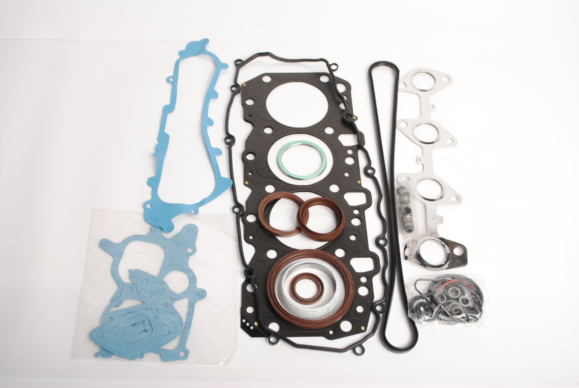 Ремкомплект двигателя 04111-67025 ERISTIС TOYOTA