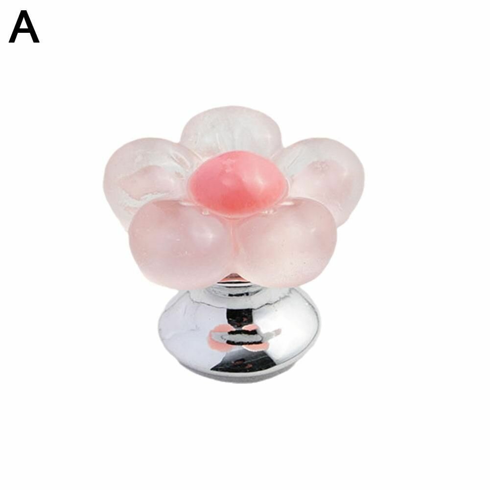 Симпатичная кнопка бачка унитаза в форме цветка