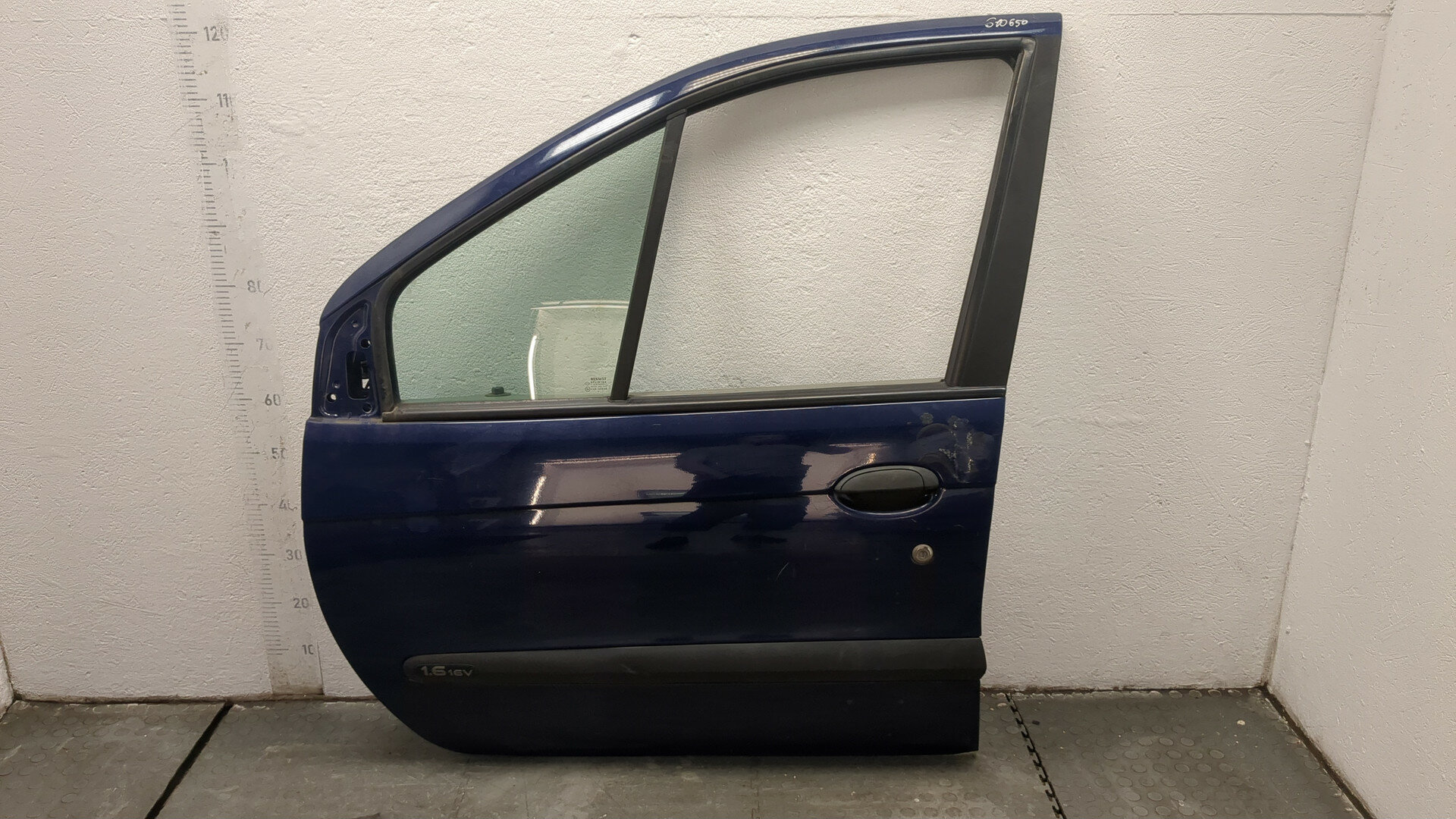 Дверь боковая (легковая) левая передняя Renault Scenic Б/У