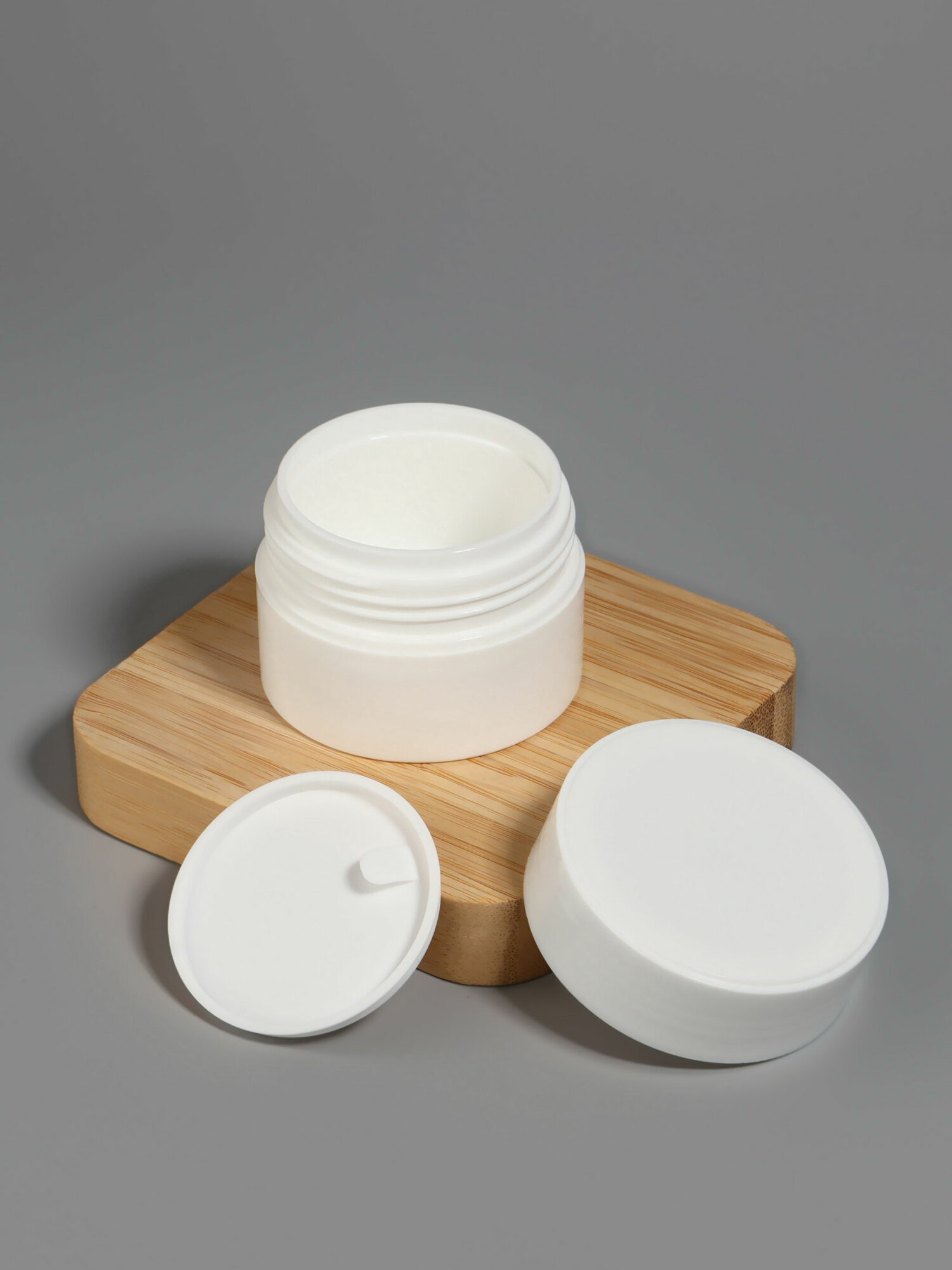 Баночка для хранения, 30 мл, d=5.3 см, белая, вид: баночка, особенности: закрытый