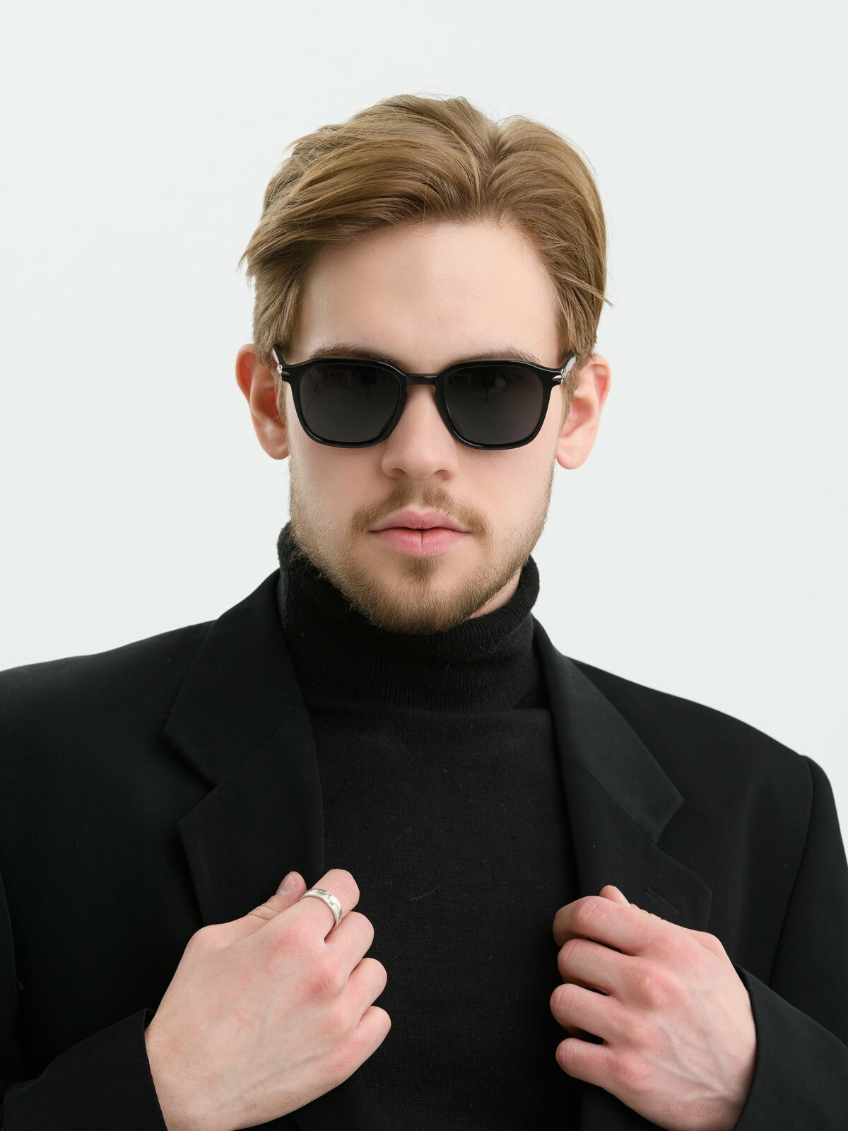 Солнцезащитные очки