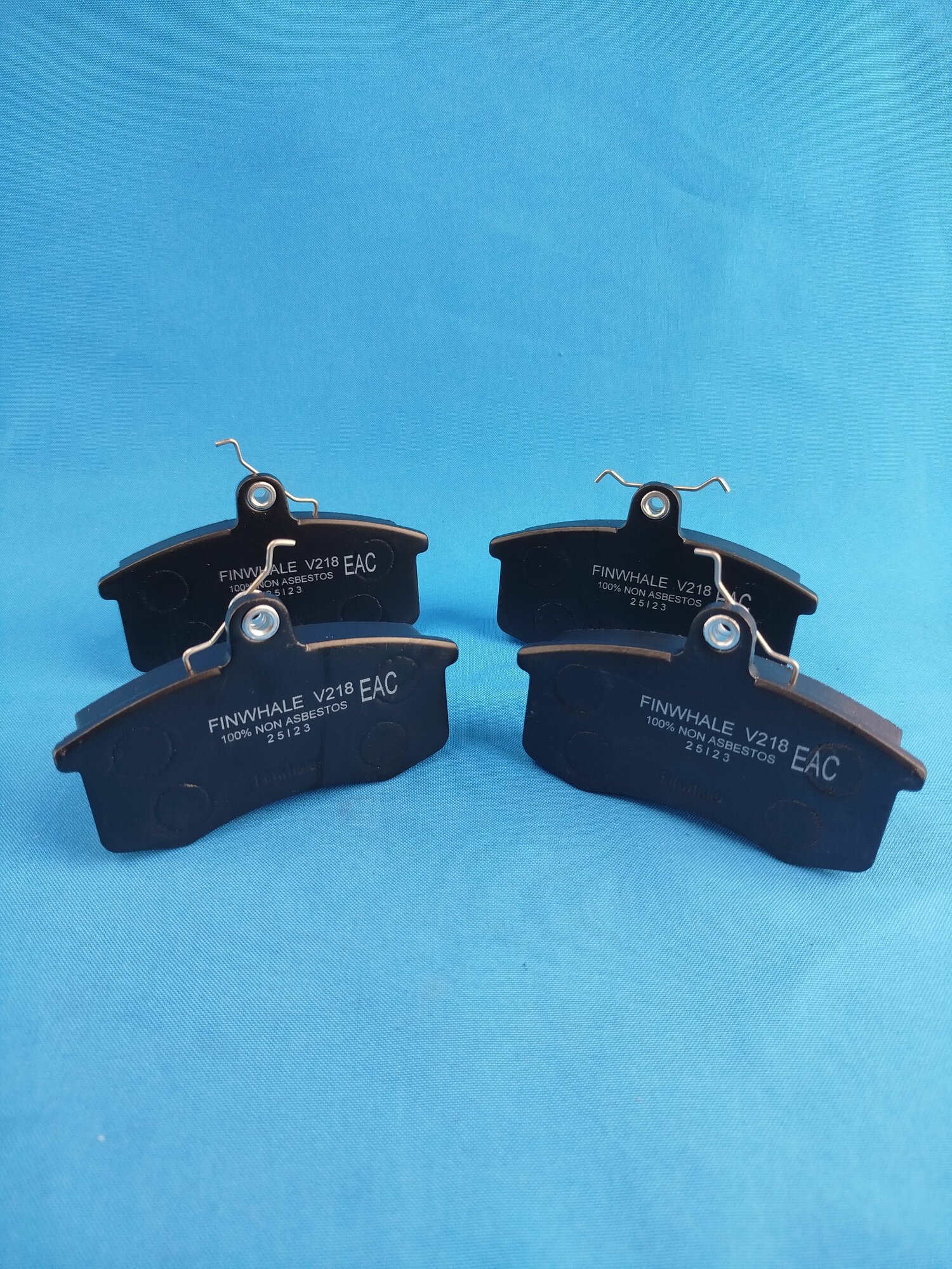 Колодки переднего тормоза "Finwhale" для автомобилей ВАЗ 2108-15, Калина, Приора, Гранта
