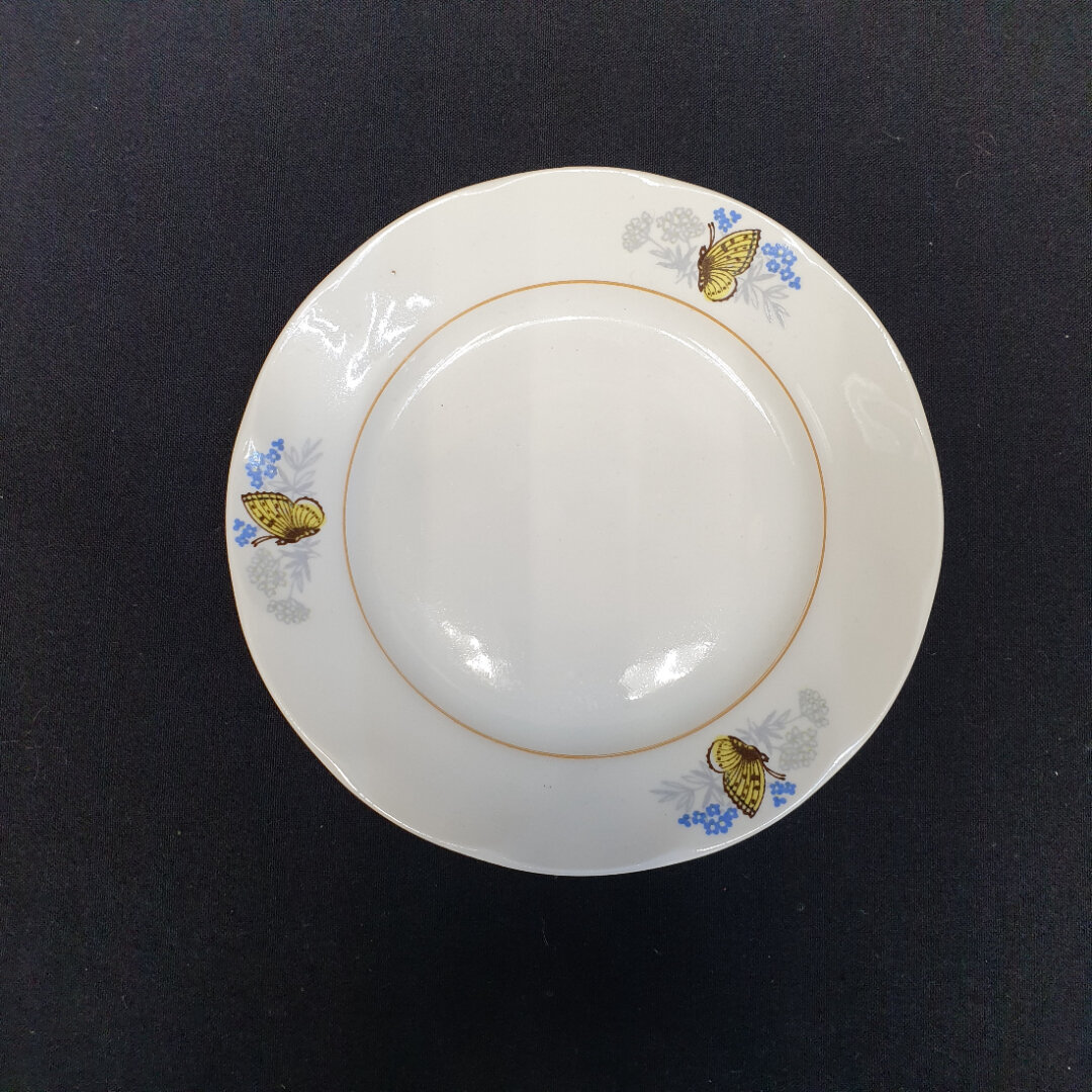 Тарелка десертная, Рижская ф-ка, фарфор, деколь, люстр. Винтаж, СССР.