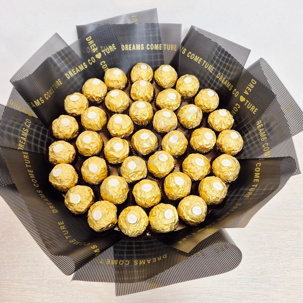 Букет с конфетами LAKRES "Ferrero Rocher" в подарочной упаковке, диаметр 26 см