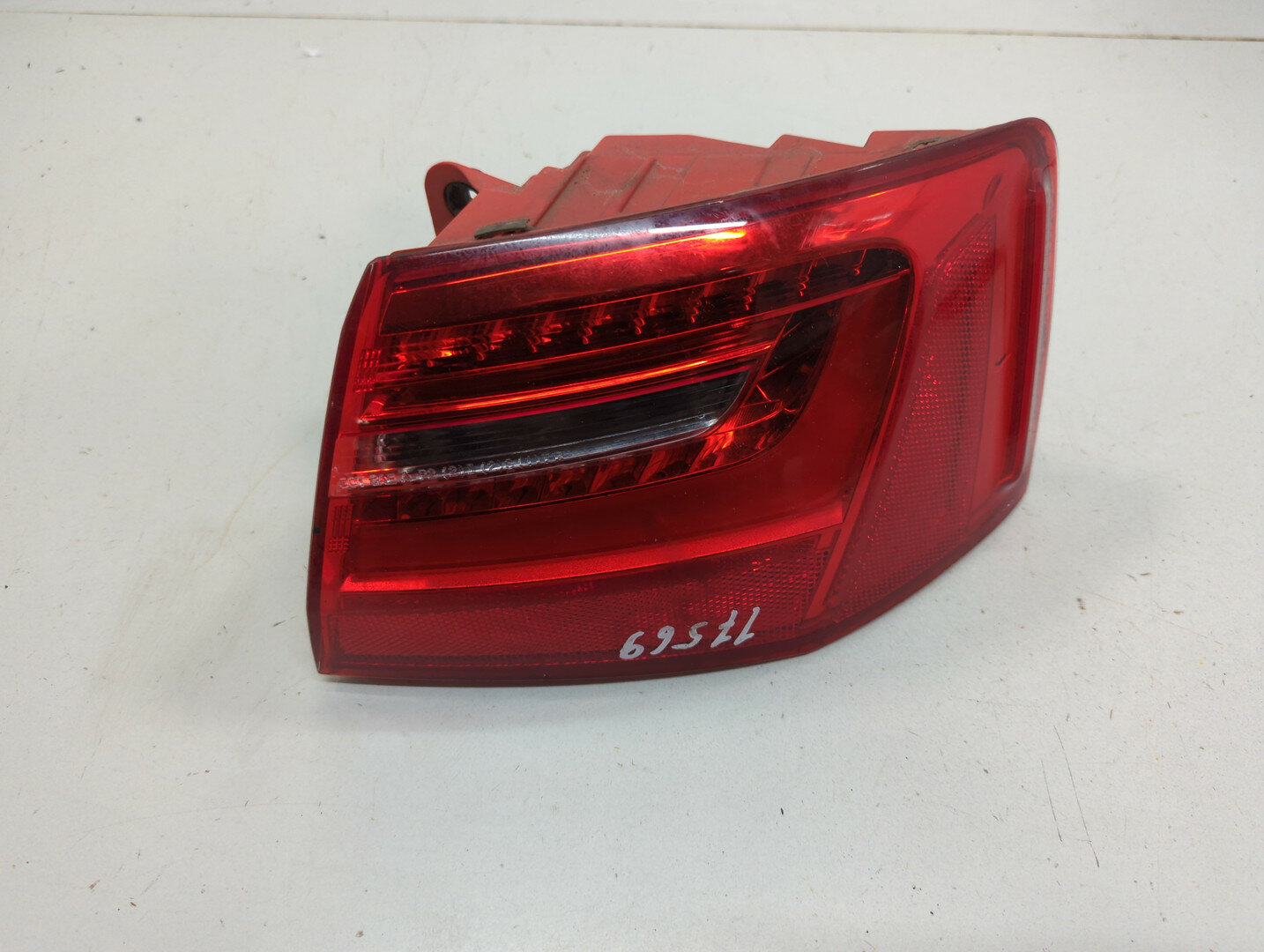 Фонарь (задний) правый Audi A6 (C7) Б/У