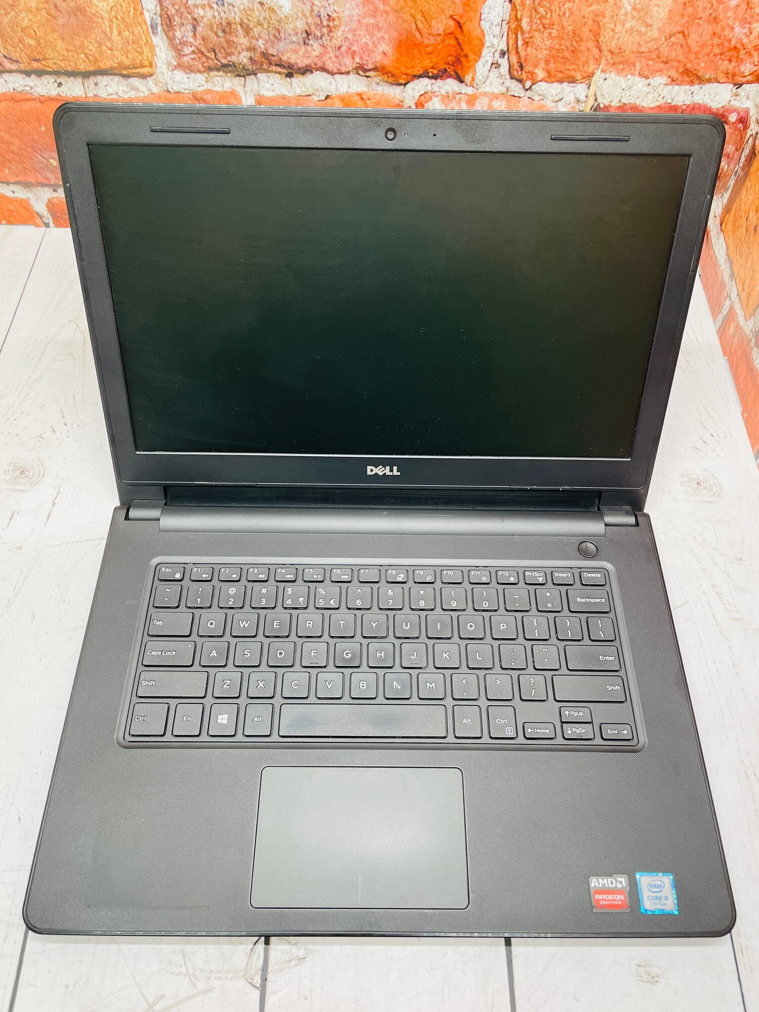 Игровой ноутбук 14, Dell Inspiron 14-3467, Intel Core i5 7200U, 8 Gb DDR4, 240 Gb SSD, AMD Radeon R5 M330
