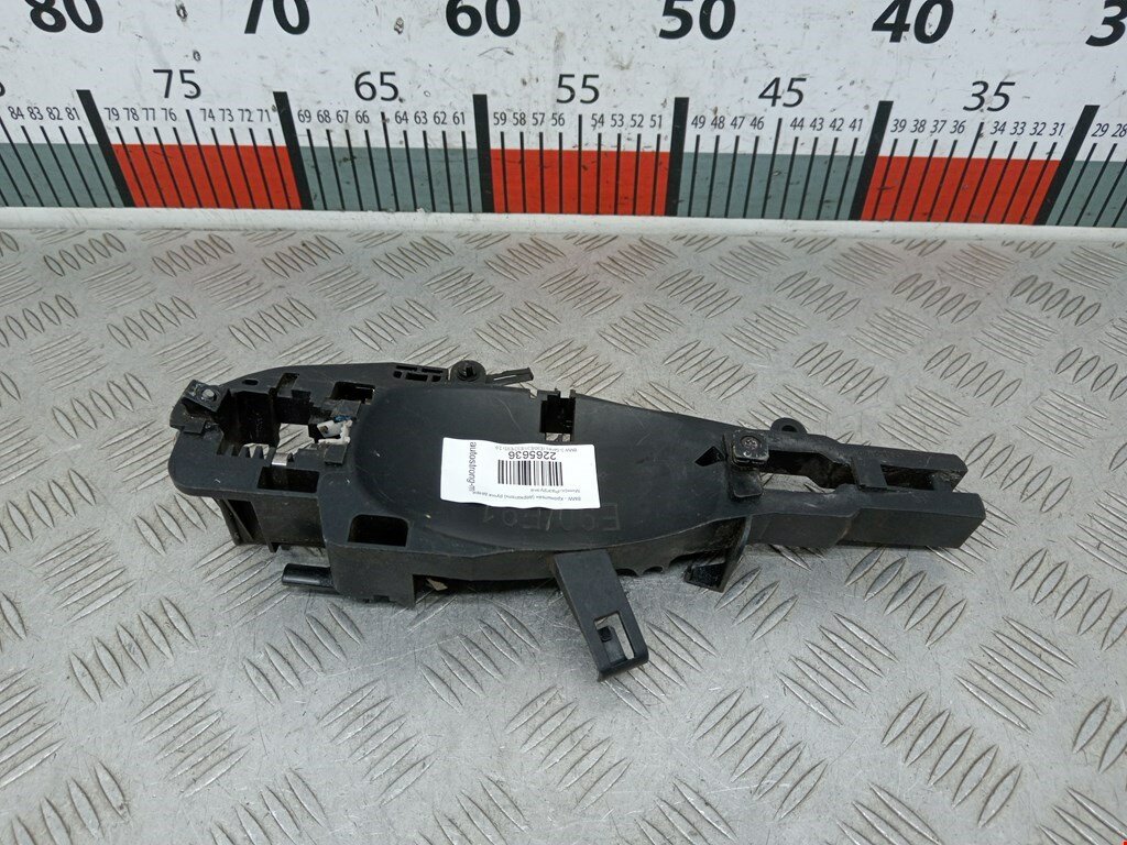 Кронштейн (держатель) ручки двери BMW 3-Series (E90/E91/E92/E93) 51227199839 арт. 2265636