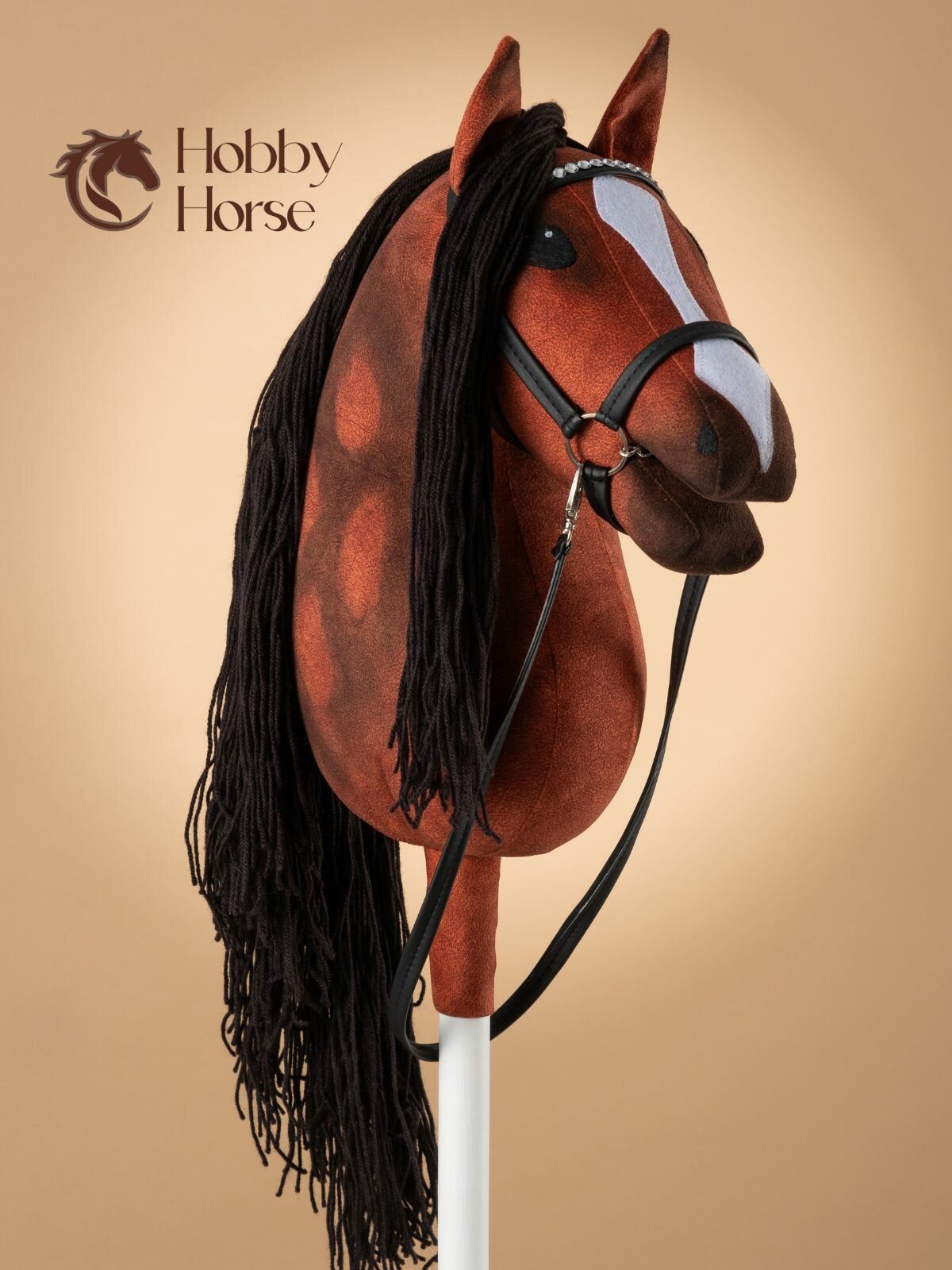 Хоббихорс, лошадь на палке