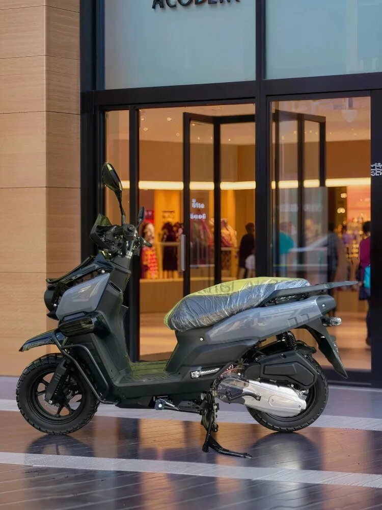 Скутер VECTOR 1.0 GREY 150 см3 (49,9 см3)