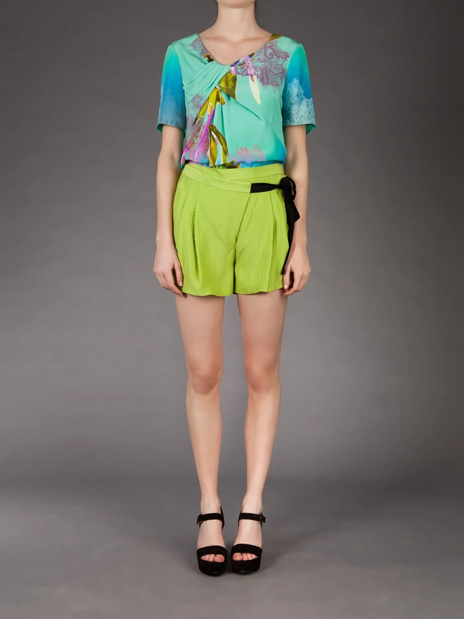 Шорты Matthew Williamson Belt tie shorts, размер 12 — фото 1