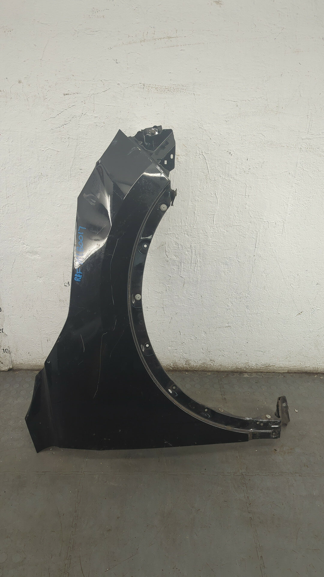 Крыло правое переднее Nissan Qashqai Б/У