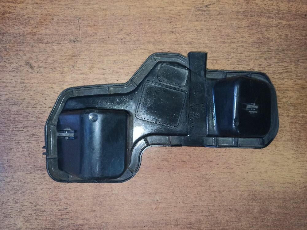 Крышка заглушка фары Audi A6 C5 4B 148468-00 Hella