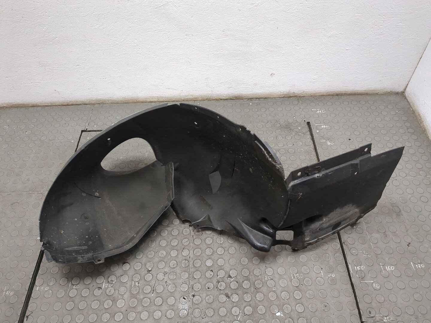 Защита арок (подкрылок) левая передняя BMW 3 E46 Б/У