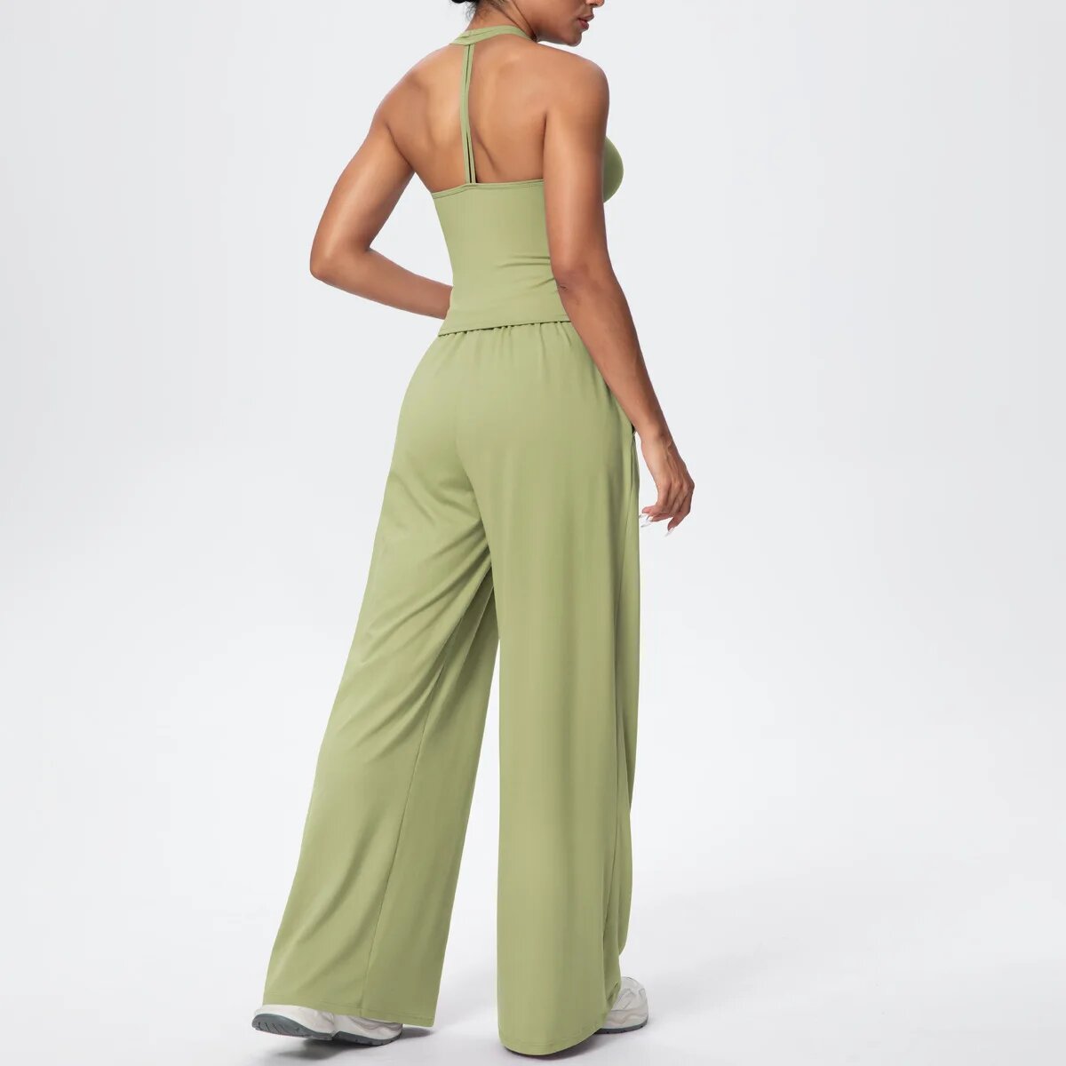 Костюм спортивный