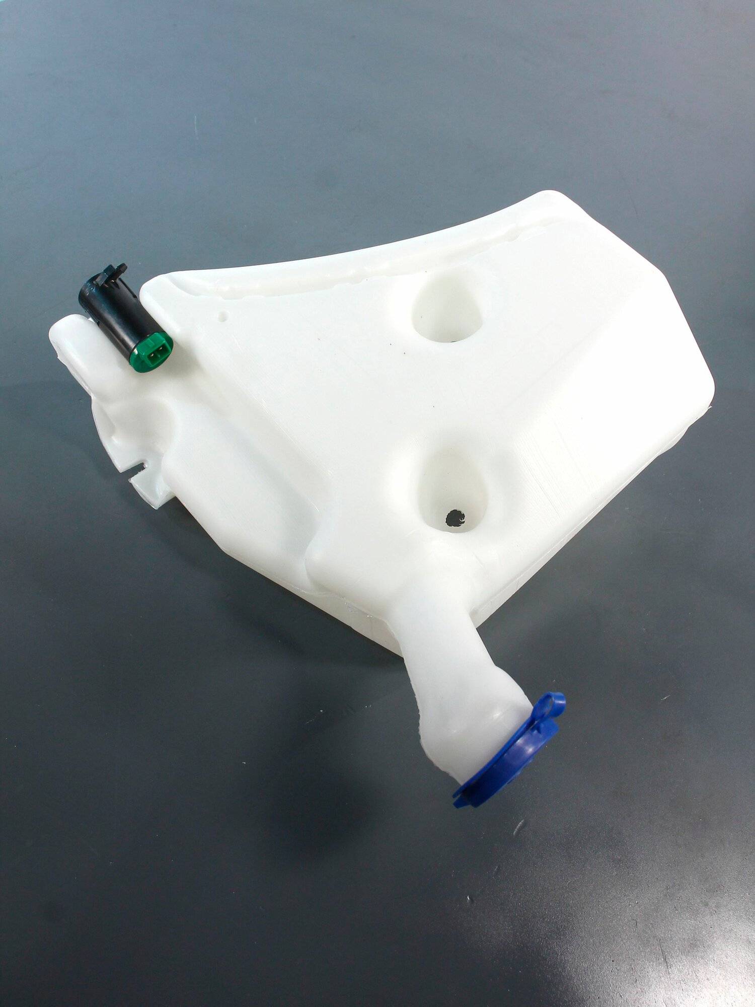 Бачок омывателя ГАЗель бизнес в сб.