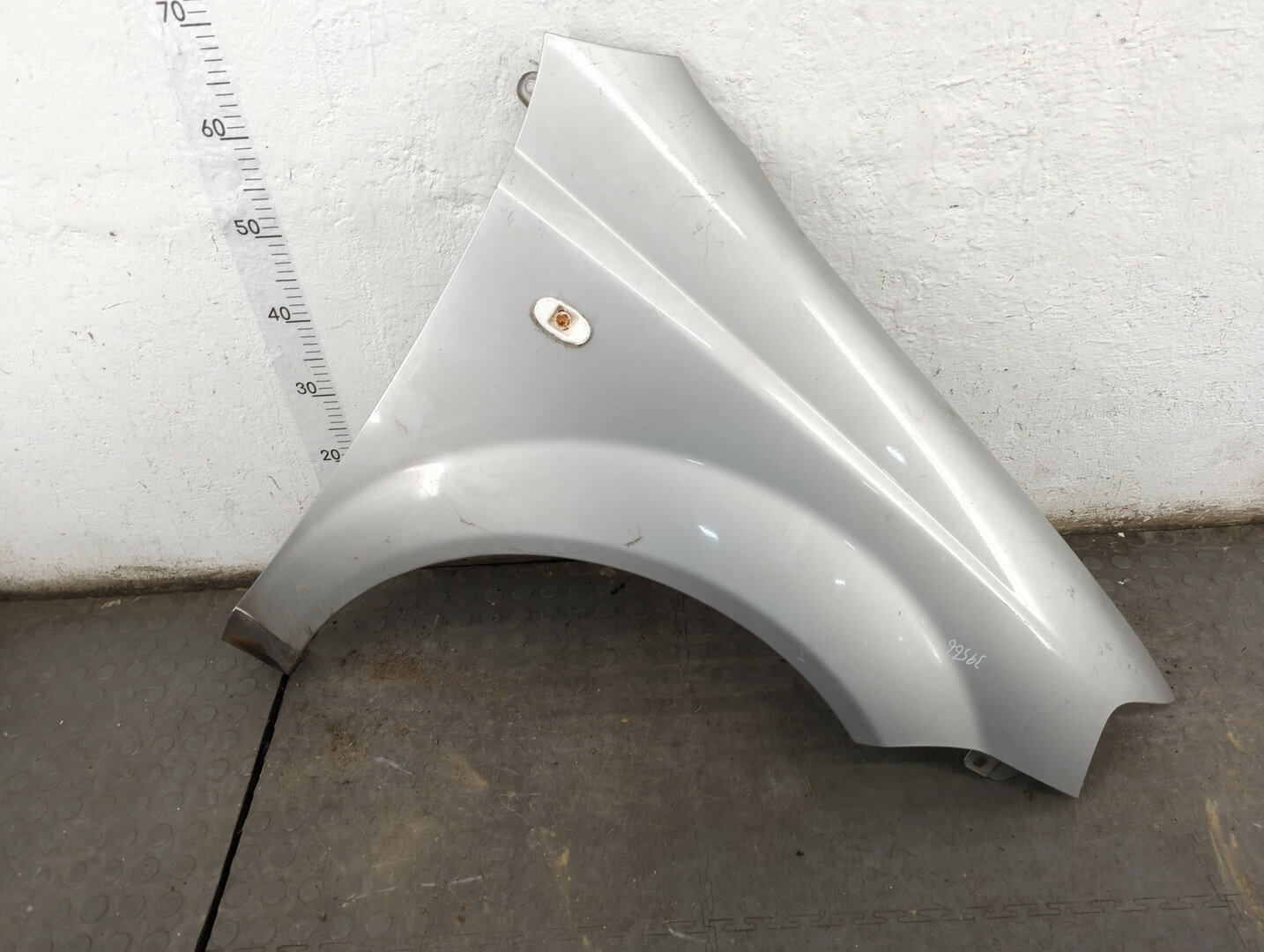 Крыло правое переднее Chevrolet Aveo (T200) Б/У