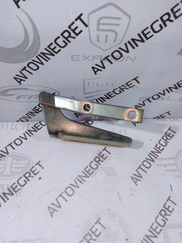 Петля капота левая Chevrolet NIva Б/У с пробегом