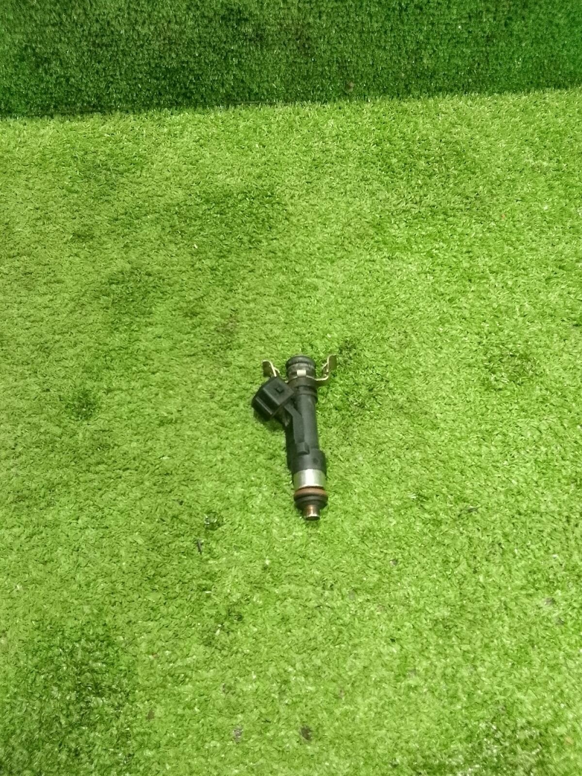 Форсунка топливная Ваз 2105-2115, Приора, Нива Б/У с пробегом