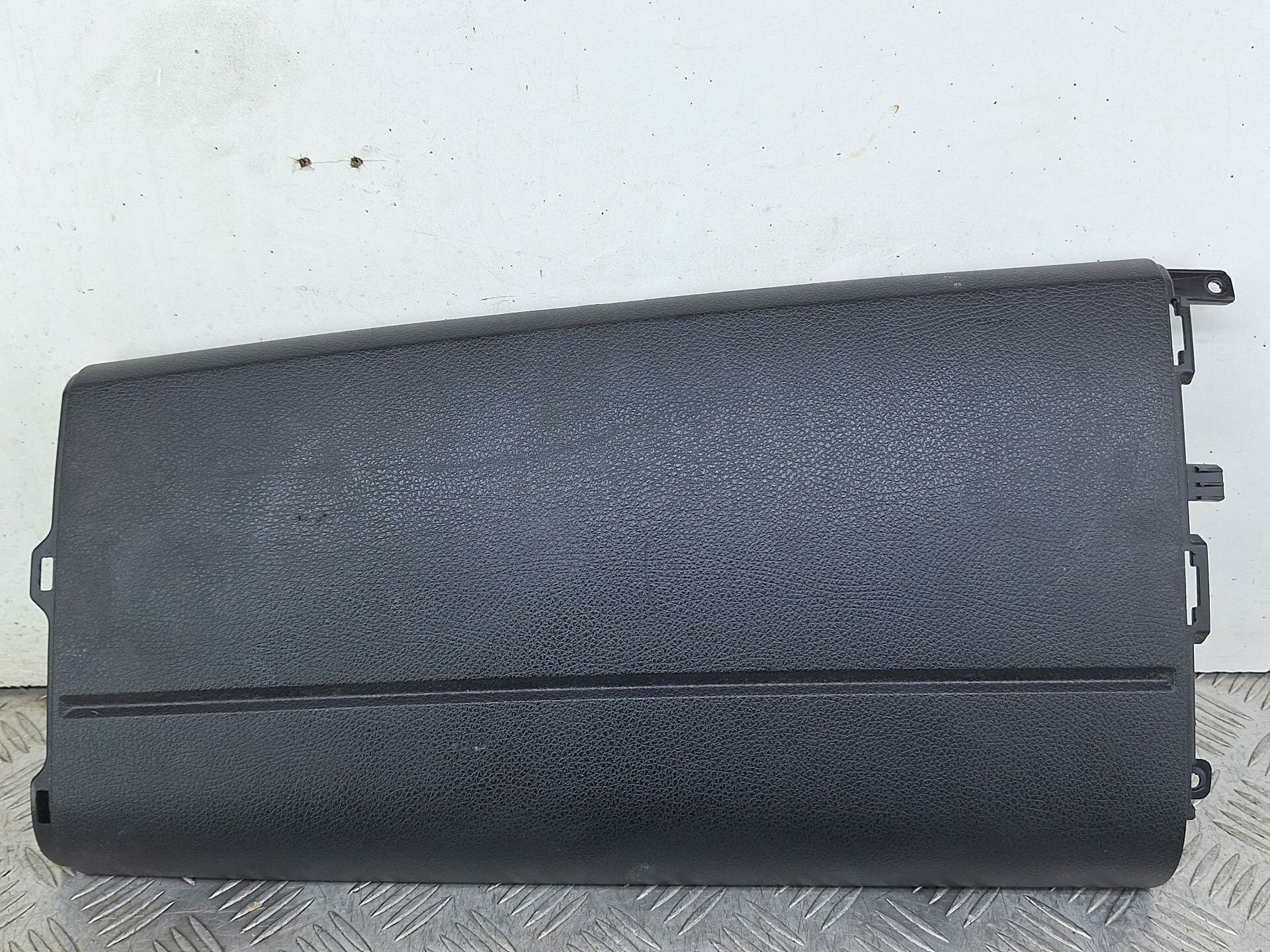 Декоративная накладка торпедо Mercedes-Benz Sprinter W906 (2006 - 2014) A9066891808