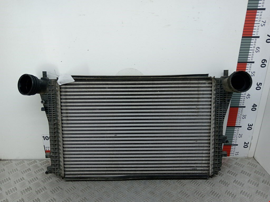 Интеркулер (радиатор интеркулера) Volkswagen Touran 1 1K0145803T арт. 2273148