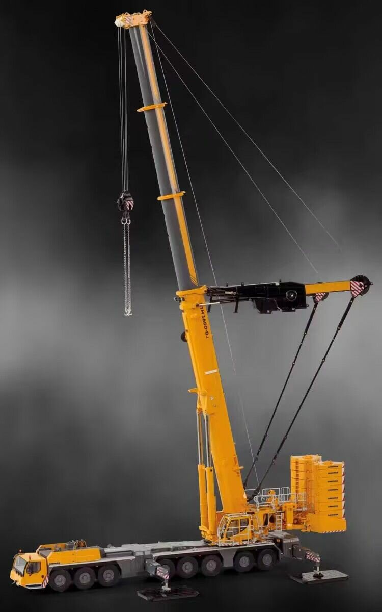 Готовая модель 1:50 Liebherr LTM 1650-8.1, кран, статическая, литьевой металл, WSI 54-2010