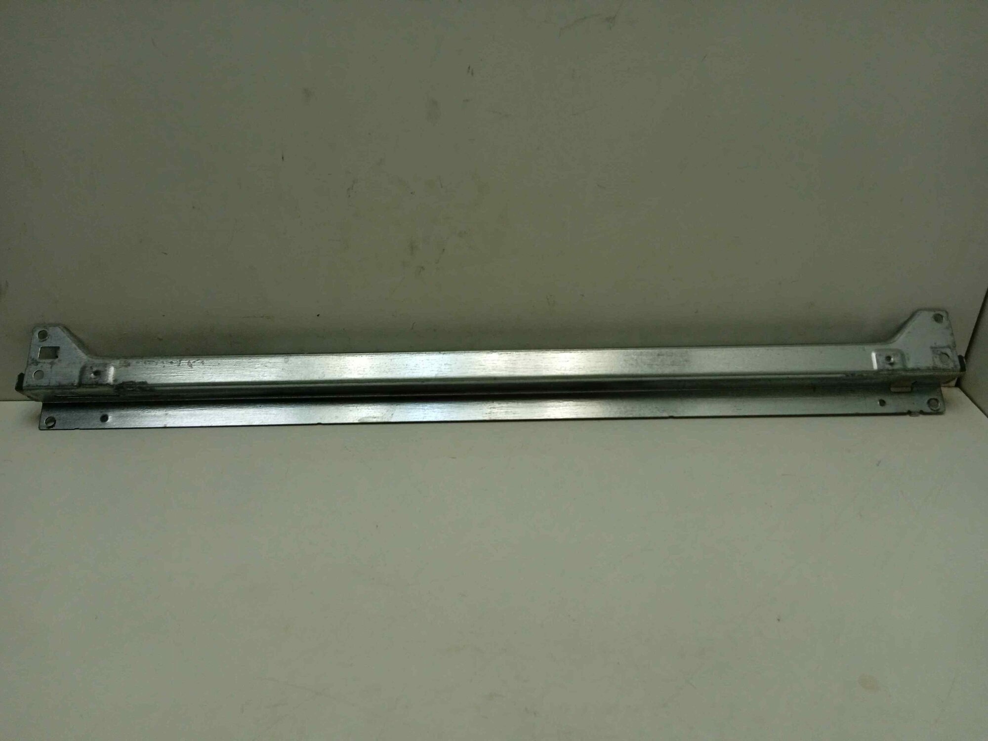 WIS24140OE/47 кт173 Планка (деталь корпуса) для стиральной машины Bosch WIS24140OE/47 б/у