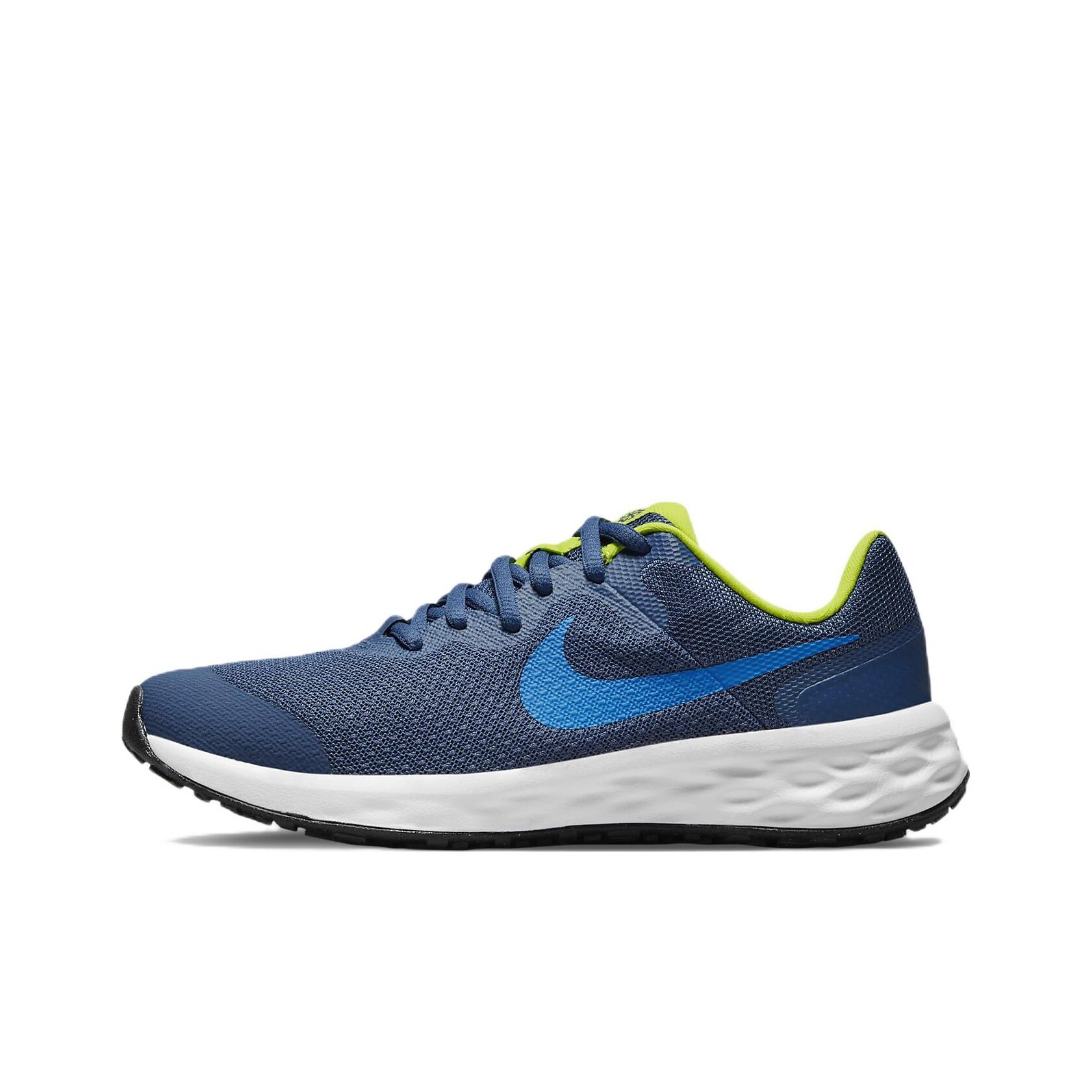 Кроссовки NIKE Revolution 6