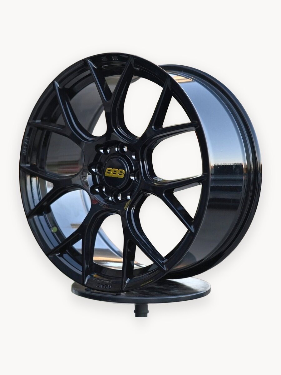 Комплект литых дисков R17 BBS CH-R Стиль 7.5J ET40 4*100/114.3 Черный (BC23)