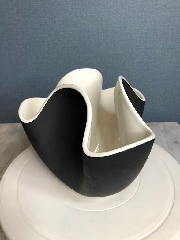 Ваза винтажная, ЛФЗ "кристалл", авт. В. Л. Семёнов, модерн, фарфор, крытье, 60-е г. СССР. Редкость!